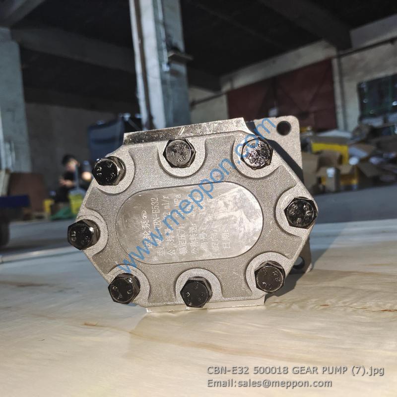 CBN-E32 500018 GEAR PUMP 803004032 803092152 LW300FN, LW300FV, LW330FN, LW330FV, LW300M, LW350FV ...